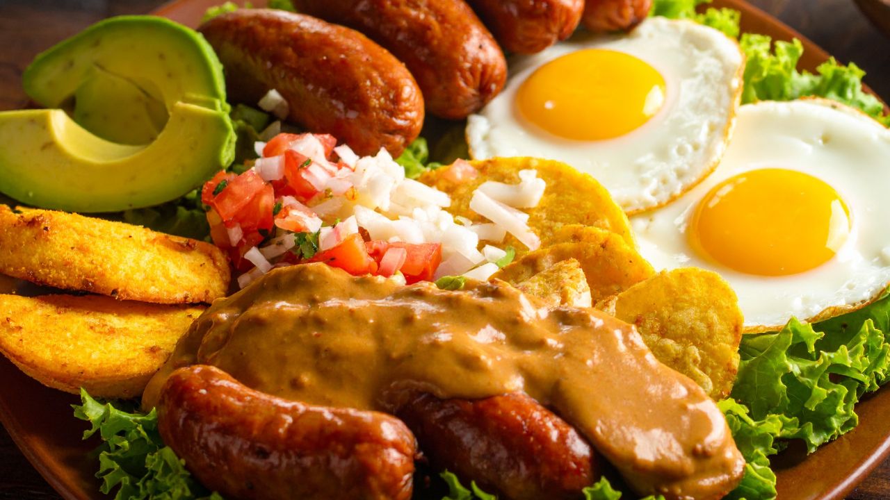 Llapingacho top 100 en mejor comida callejera del mundo